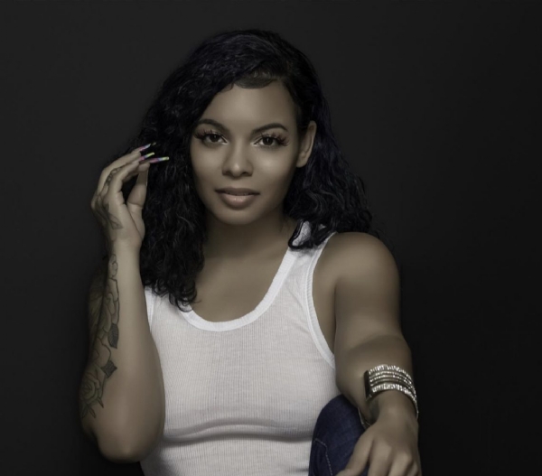 Shae Johnson - Model of the Month