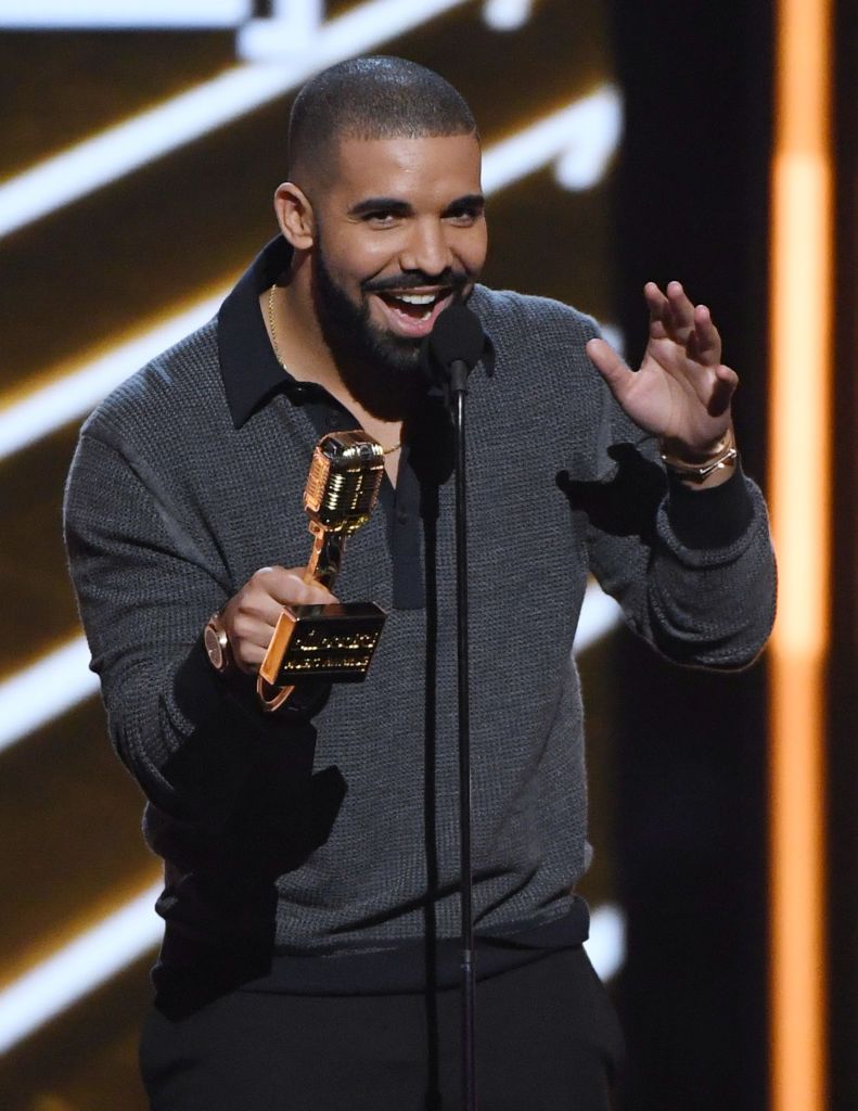 Addison Rae Responds To Drake Posting Photoshopped Image Of Her Hand