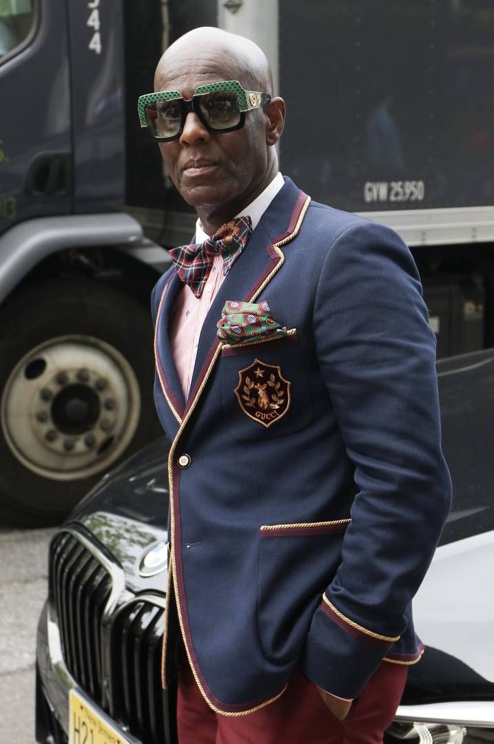 Dapper Dan Talks Mike Tyson Fight In His Store, Getting Raided In The ...